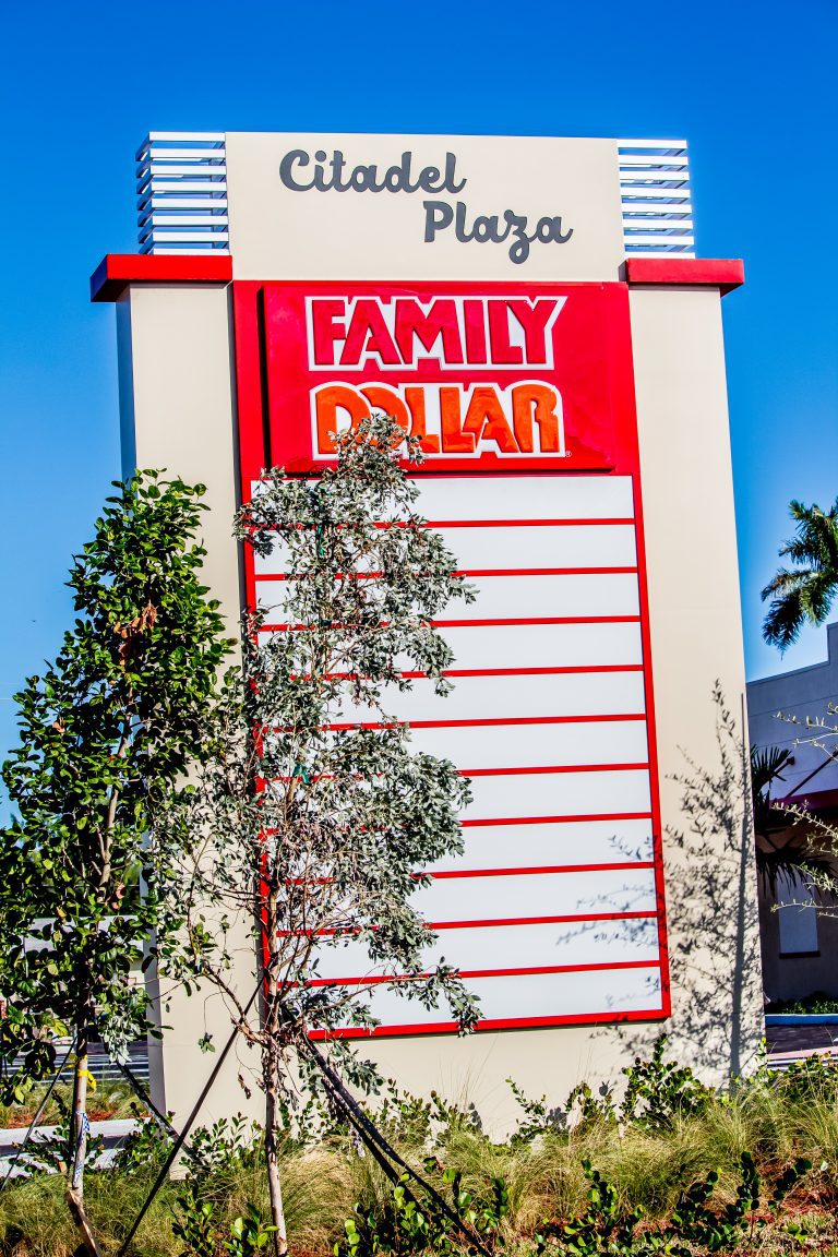 Custom Sign Services in Miami | Saul Signs